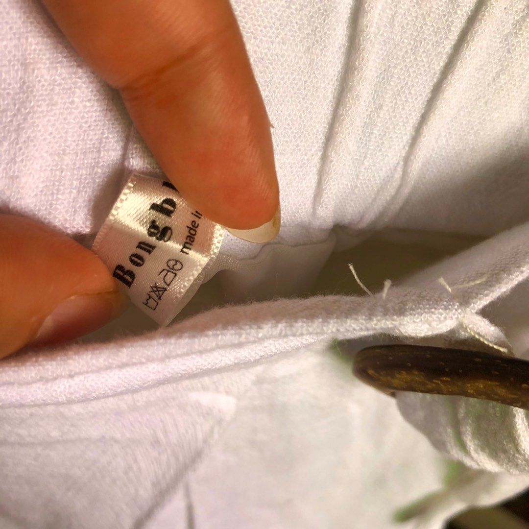 white palda, Women's Fashion, Bottoms, Skirts on Carousell