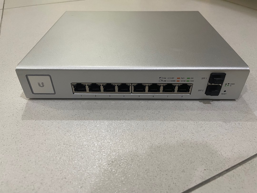 WTS Ubiquiti US-8-150W 8 ports PoE switch, Computers & Tech, Office ...