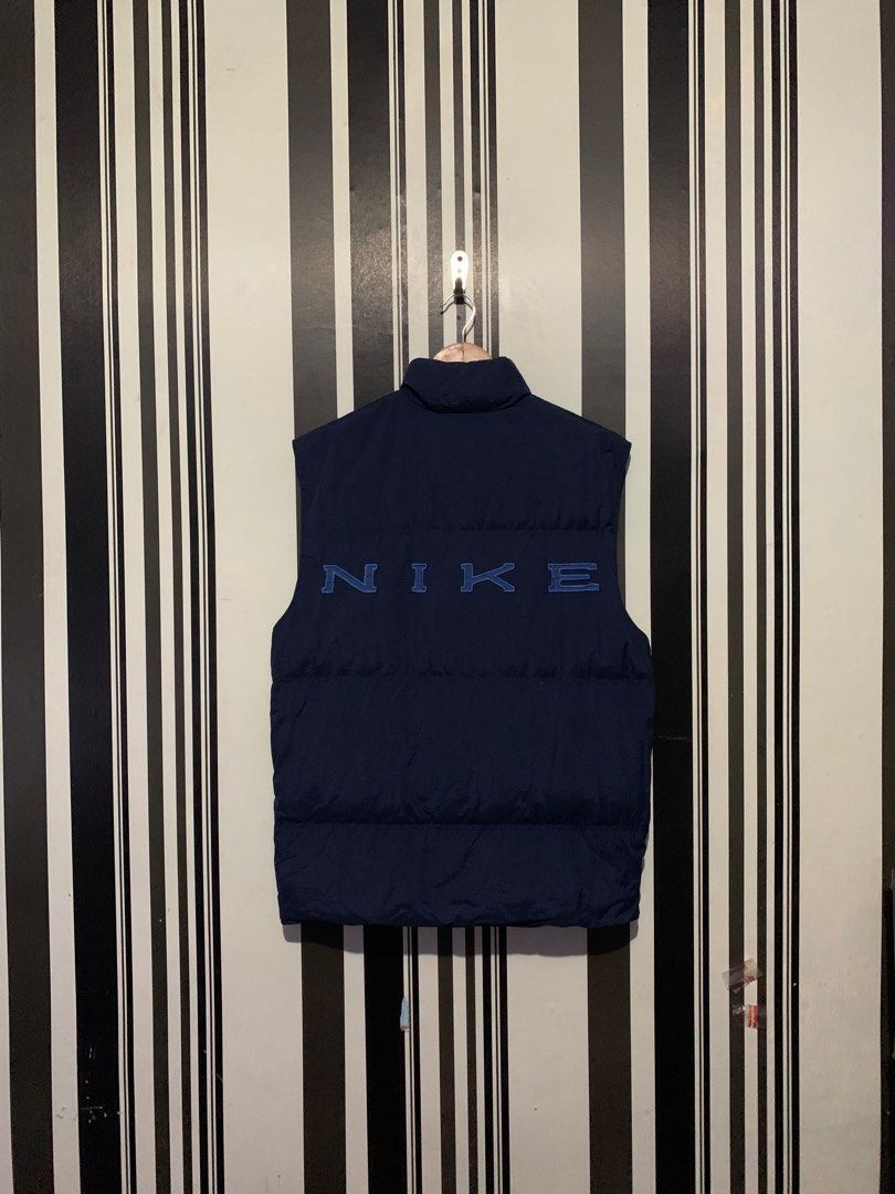 Y2K NIKE REVERSIBLE PUFFER VEST, Men's Fashion, Coats, Jackets and ...