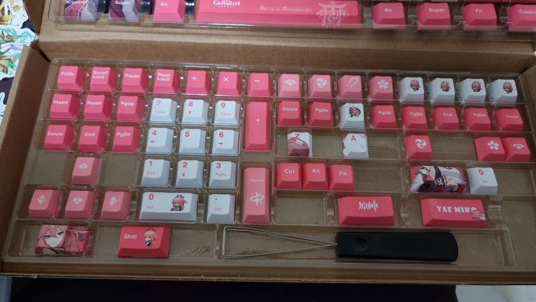 Yae Miko Keycaps for custom keyboard from bruhtech genshin, Computers ...