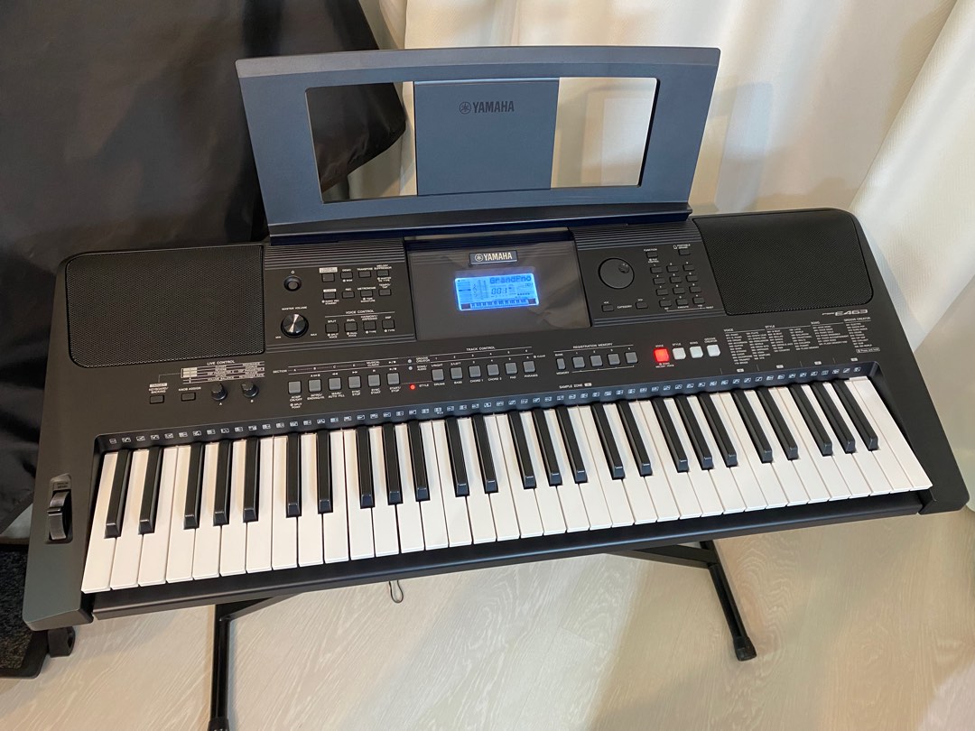 Yamaha PSR-E463, Hobbies & Toys, Music & Media, Musical Instruments on ...