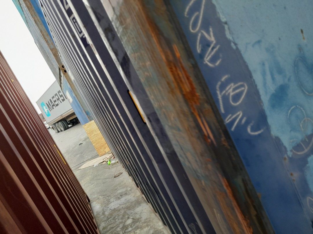 20ft Container Van. RUSH SALE!, Commercial & Industrial, Construction ...
