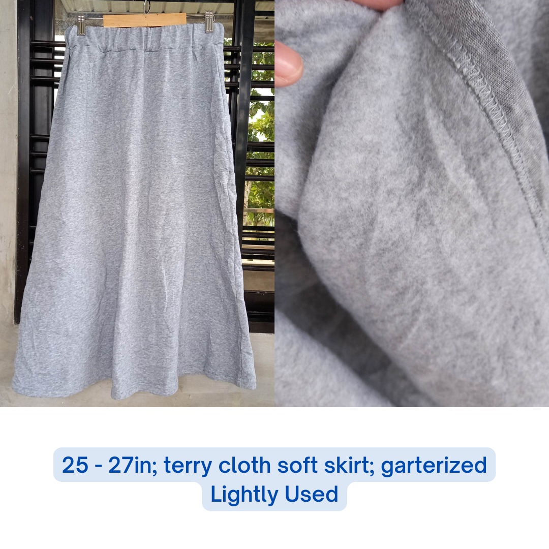 25 - 27in Gray Minimalist Garterized Terry Cloth Lounge Comfort Wear ...