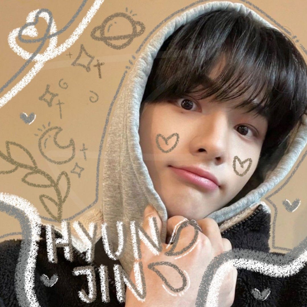 [ wts/lfb ] stray kids hyunjin mailing sticker -read desc-, Hobbies ...