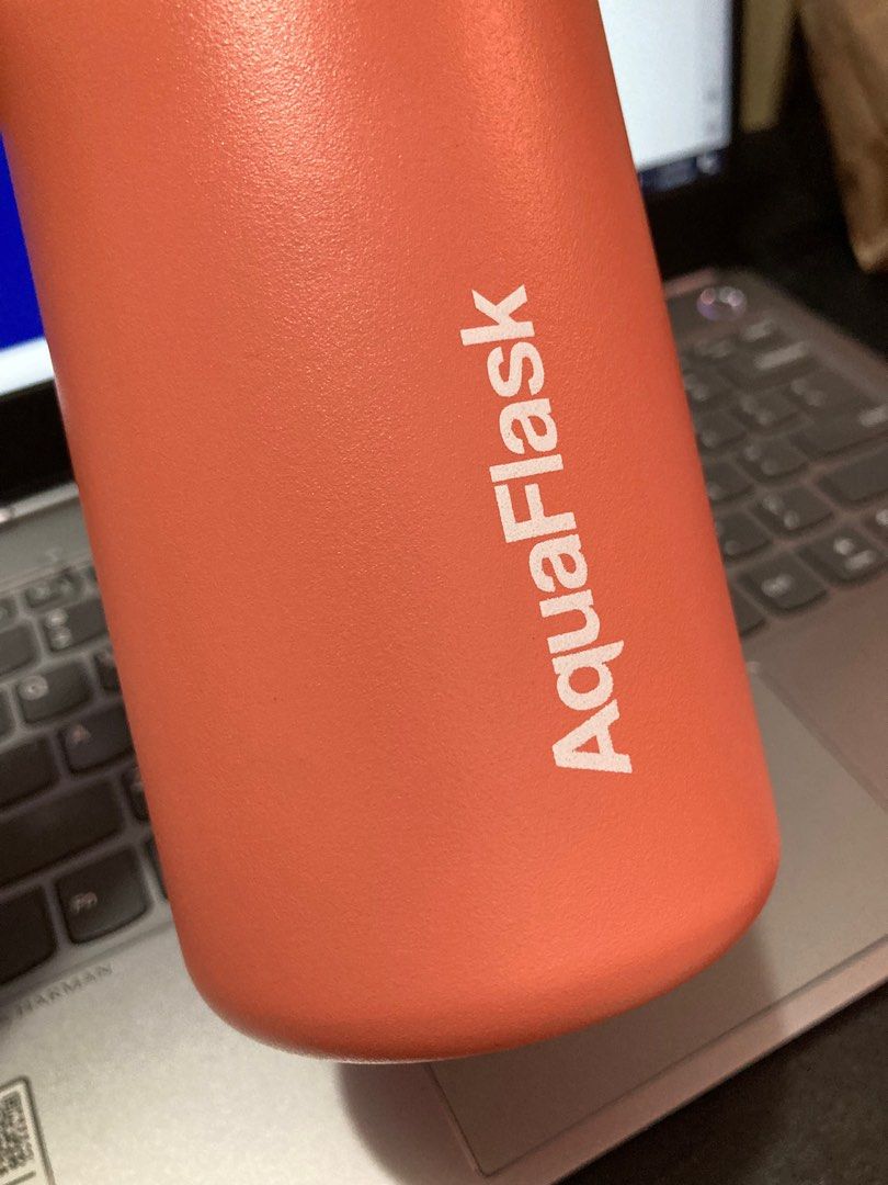 Aquaflask Plumpy Peach 22oz with box, Furniture & Home Living ...