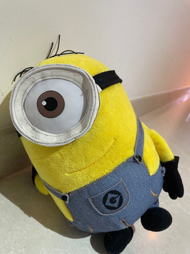 Authentic Minion Stuart Stuffed Toy 34cm, Hobbies & Toys, Toys & Games ...