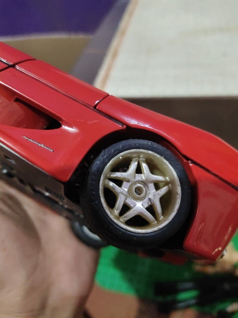 bburago ferrari f50 1/18 itali 1995 Minus, Toys & Collectibles, Mainan ...