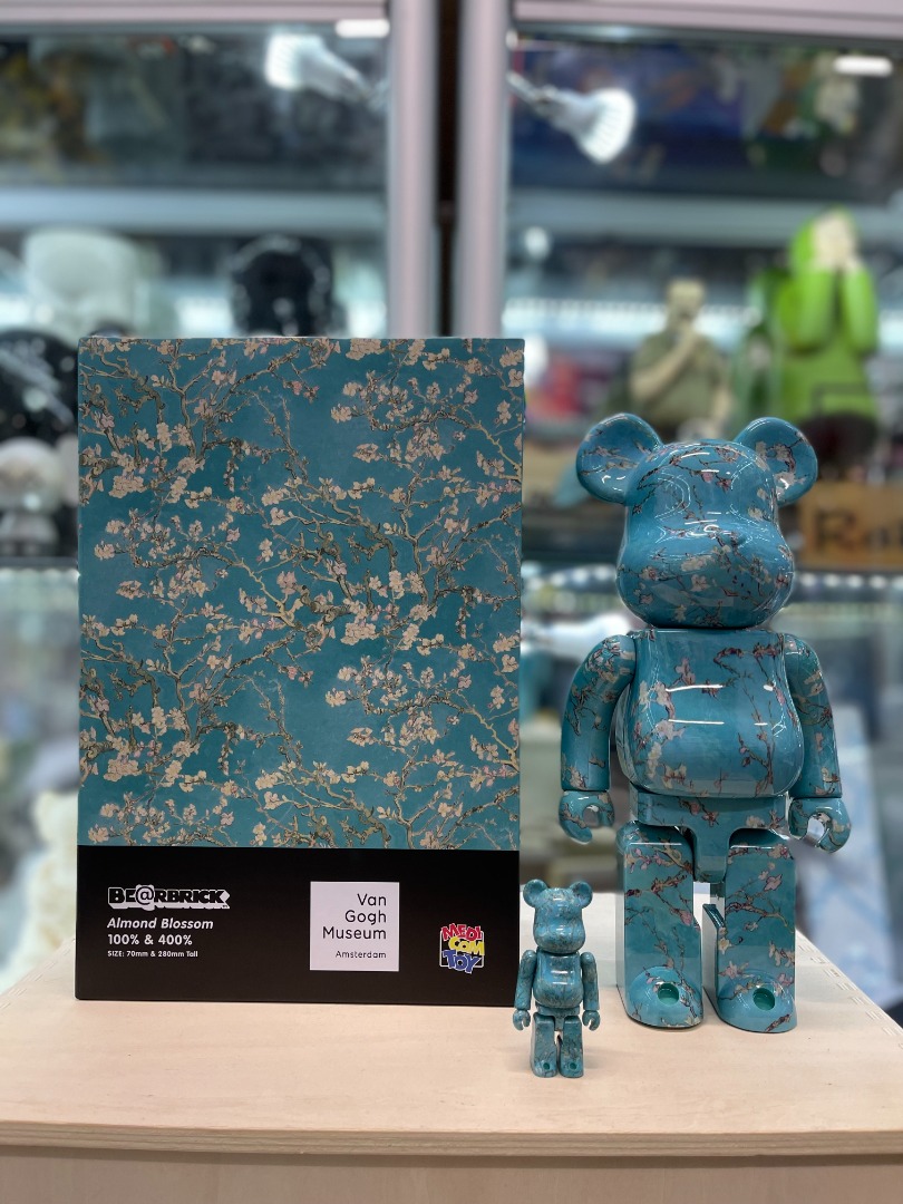 Bearbrick x Van Gogh Museum Van Gogh (Almond Blossom) 100% & 400%, 興趣及 ... Bearbrick x Van Gogh Museum Van Gogh (Almond Blossom) 100% & 400%, 興趣及 ...