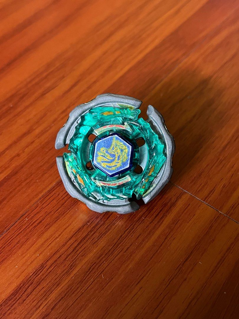 Beyblade Ray unicorno authentic, Hobbies & Toys, Toys & Games on Carousell