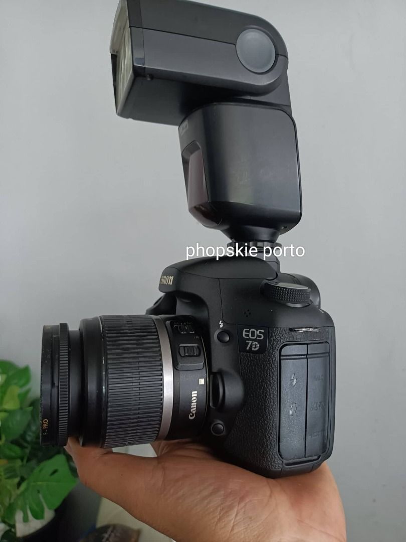 Canon Semi Pro DSLR 7D body optional kit lens and flash, Photography, Cameras on Carousell