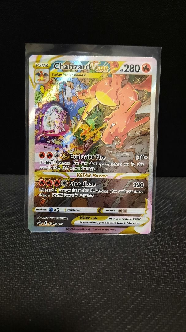 Charizard Ultra Premium Collection - Charizard VMax SWSH261, Charizard ...