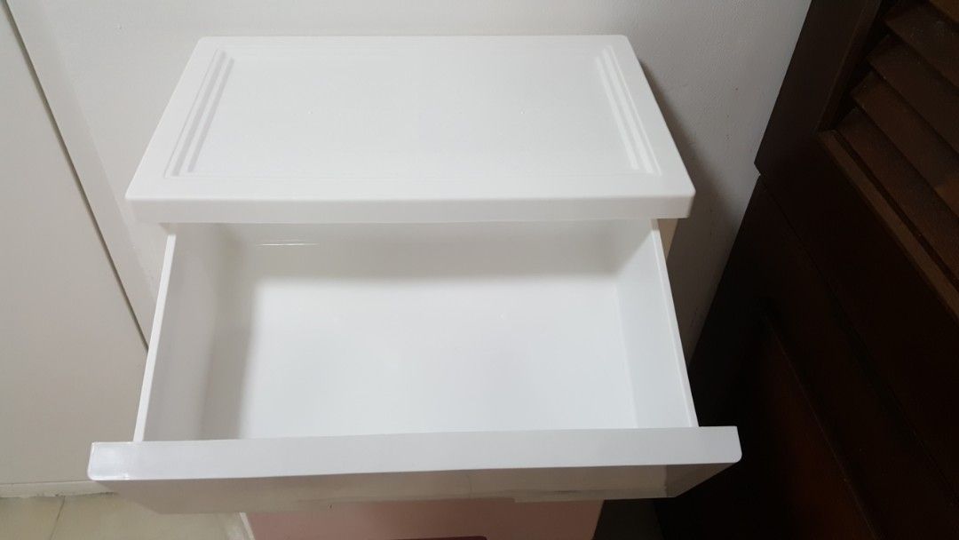 Children 6 Tier Plastic Mini Chest Drawers with rollers attach below ...