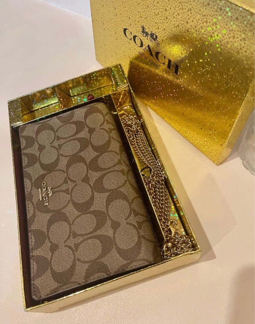 Coach Sling Wallet, Luxury, Bags & Wallets on Carousell