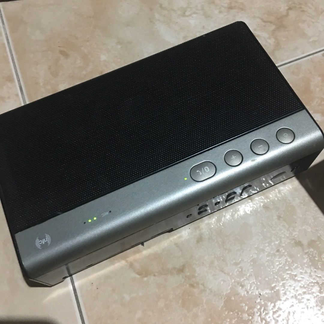 Creative Sound Blaster 2 Faulty, Audio, Portable Music Players on Carousell