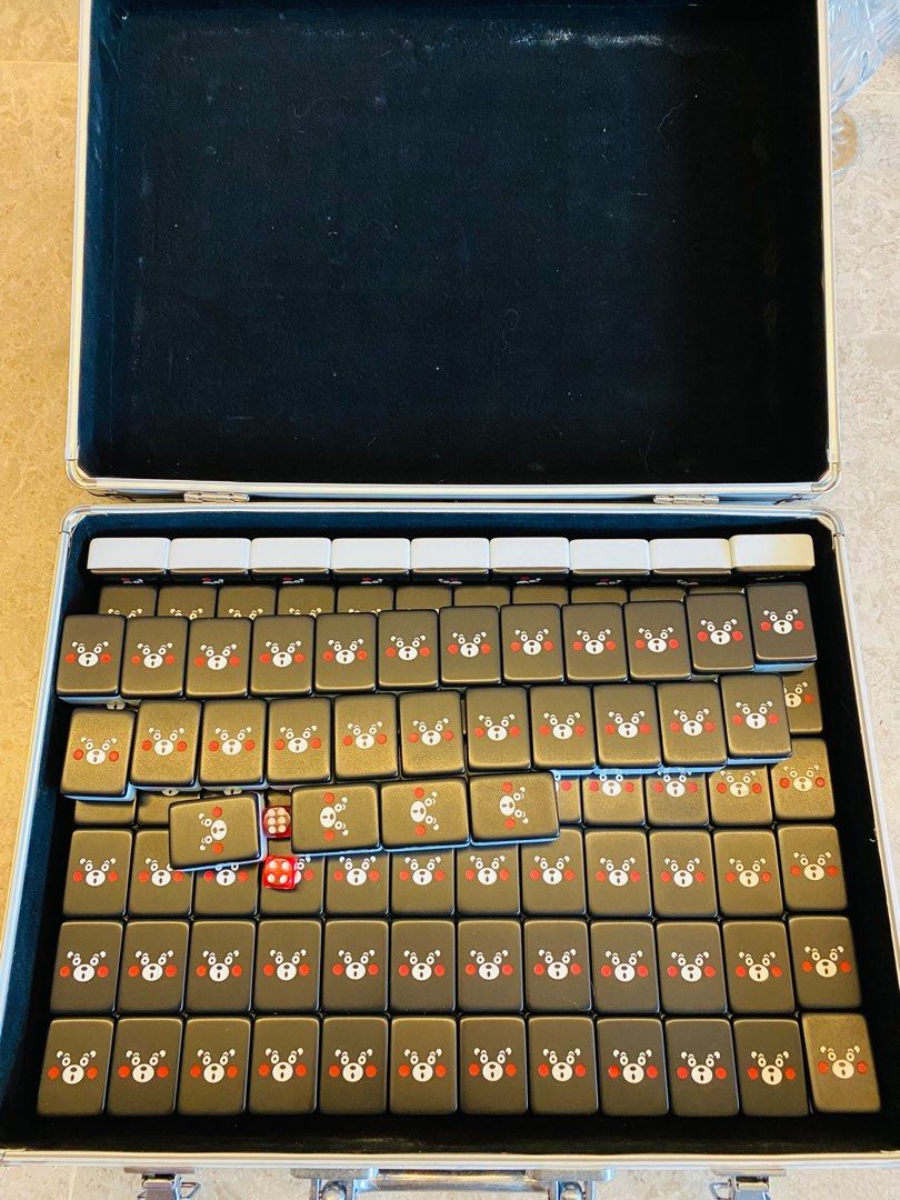 Cute Mahjong Set (Missing one 九筒）, Hobbies & Toys, Toys & Games on ...