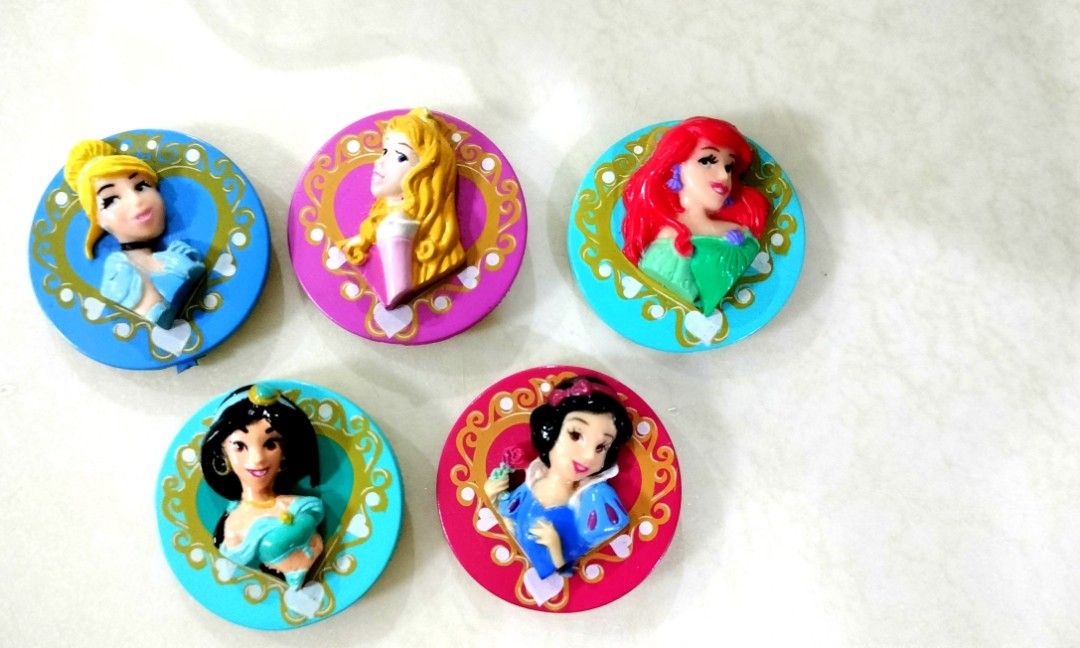 DISNEY PRINCESS WATCH INTERCHANGEABLE FACE, Hobbies & Toys, Toys ...