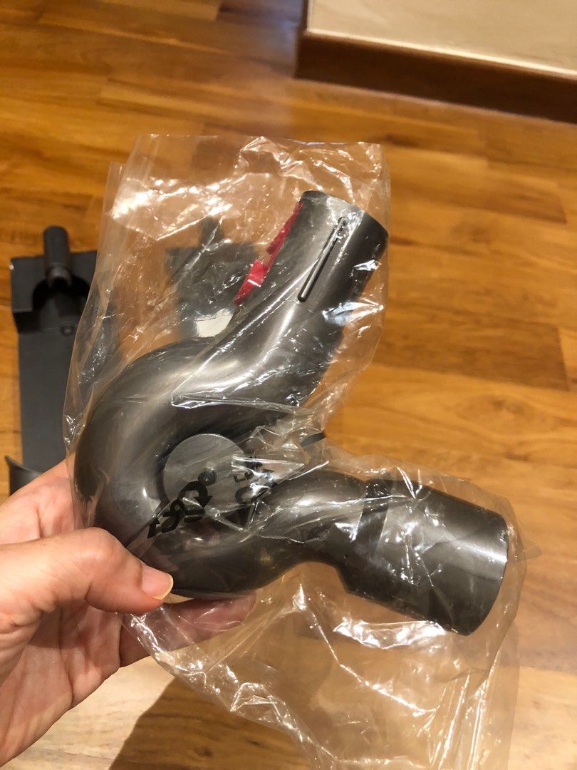 Dyson docking unit and accessory, Everything Else on Carousell