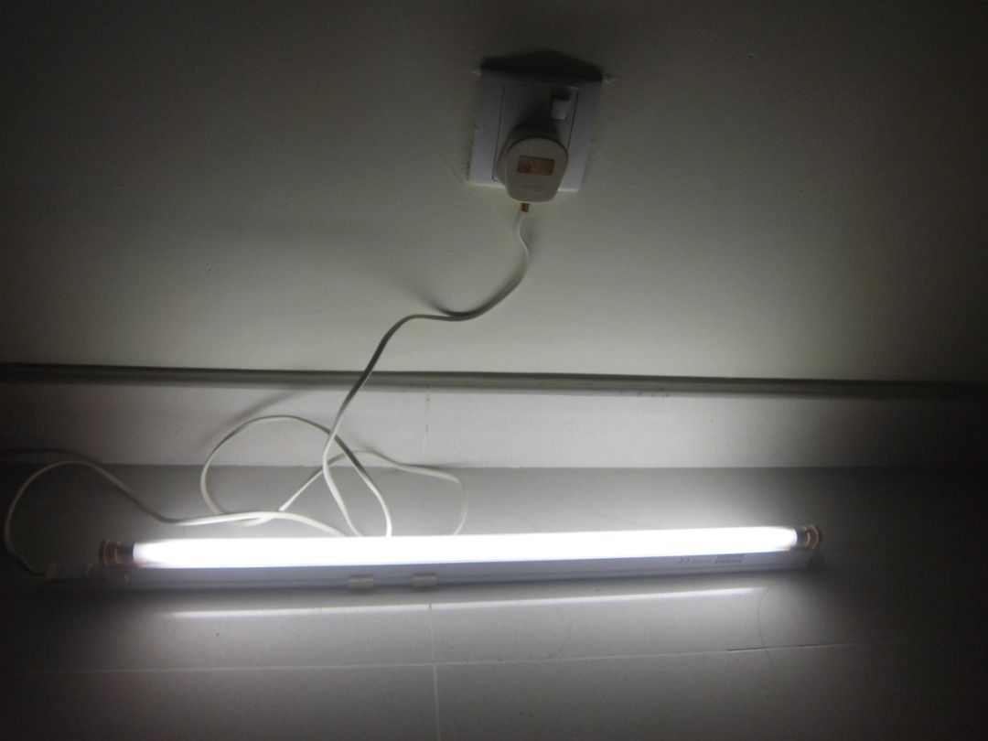 Fluorescent light portable, Furniture & Home Living, Lighting & Fans ...