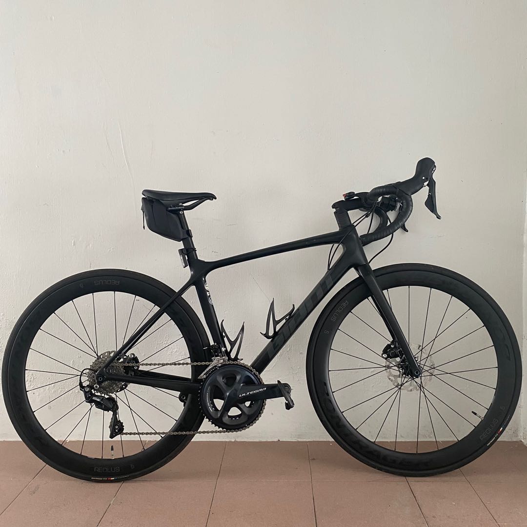 Giant TCR Advanced 2 Pro Disc Compact, Sports Equipment, Bicycles ...