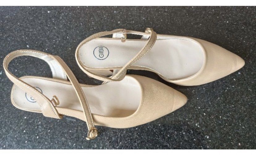 GIBI casual office sandals, Women's Fashion, Footwear, Flats & Sandals ...