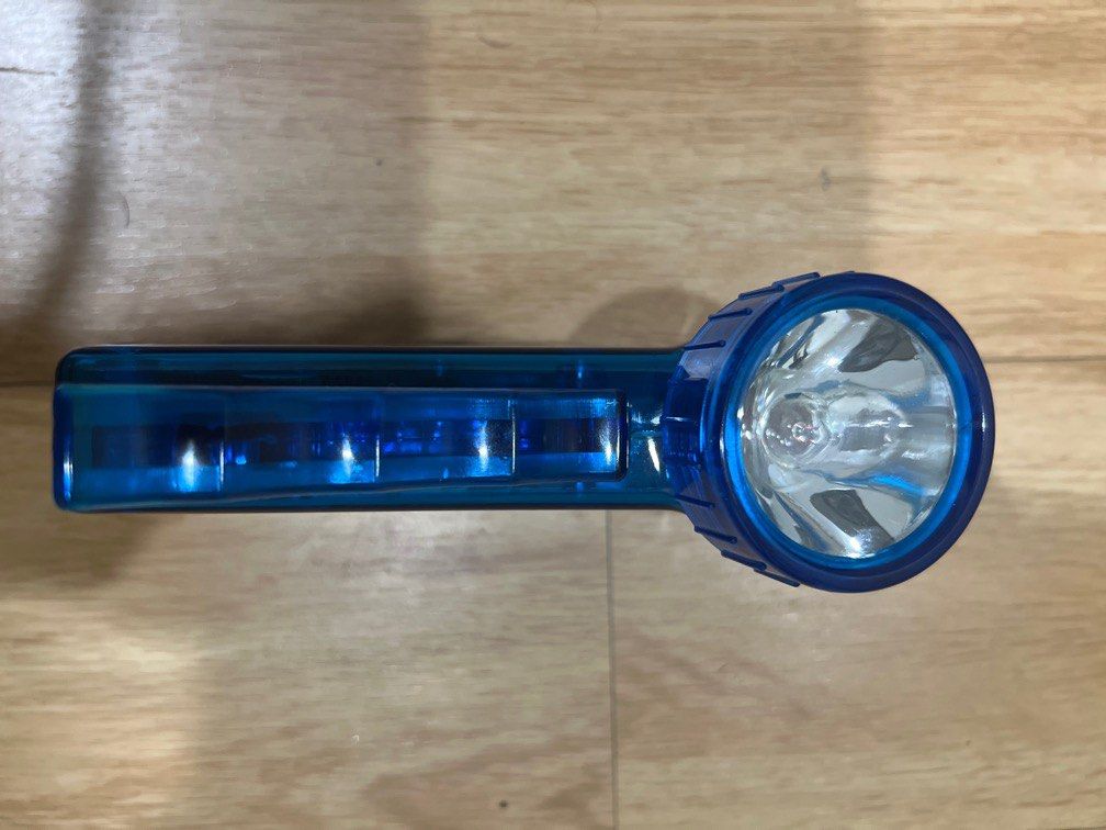 Hand crank flashlight, Hobbies & Toys, Toys & Games on Carousell