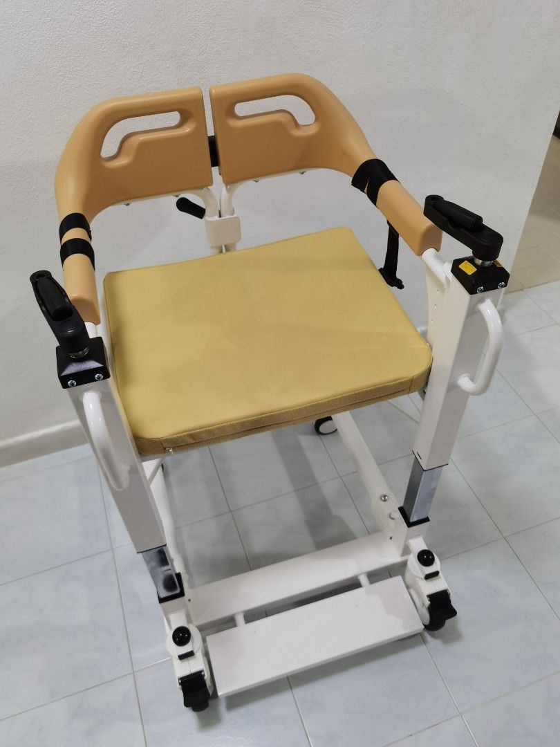 Height Adjustable Easy Transfer Wheel Chair, Health & Nutrition ...
