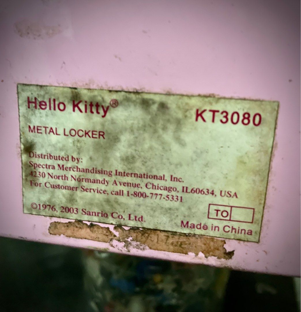 Hello Kitty 2003 sanrio metal locker, Hobbies & Toys, Memorabilia ...