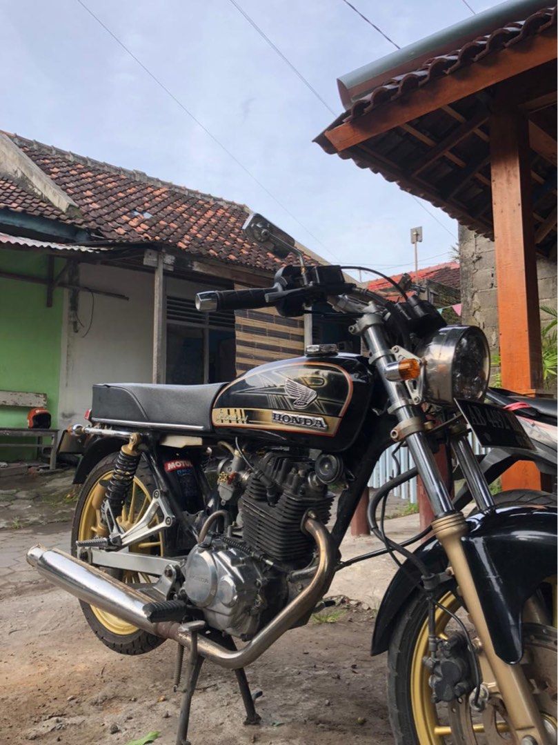 Honda CB Basic Megapro, Motor di Carousell
