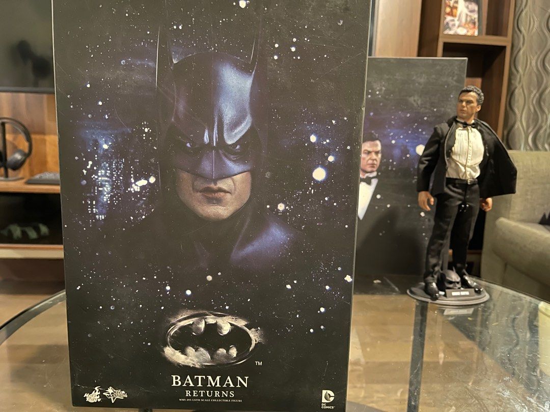 Hot Toys Batman Returns, Hobbies & Toys, Toys & Games on Carousell