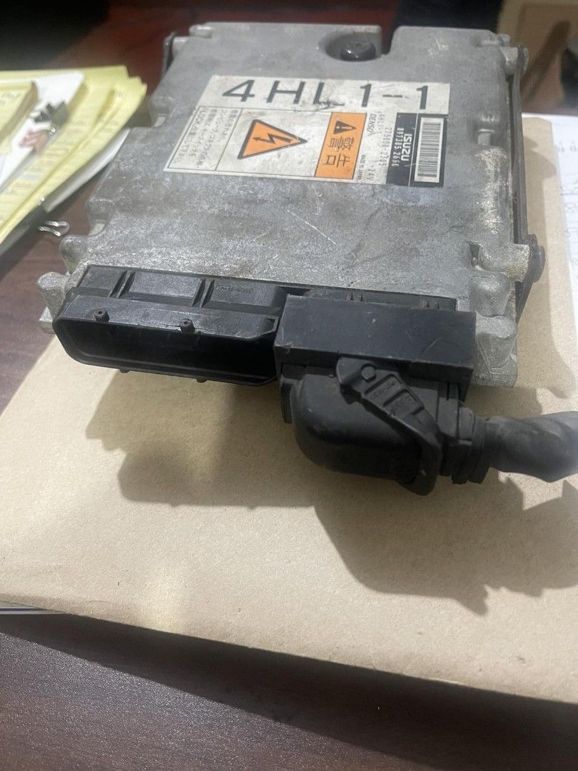 Isuzu Npr Computer Box 4HL1-1 4HL1-2 Surplus Japan, Car Parts ...