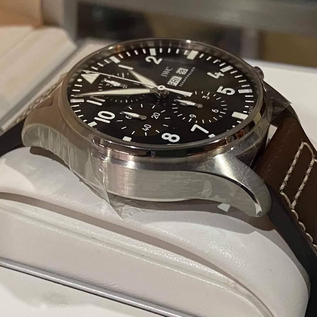 IWC Schaffhausen "Antoine De Saint Exupery" Swiss Made Pilot ...