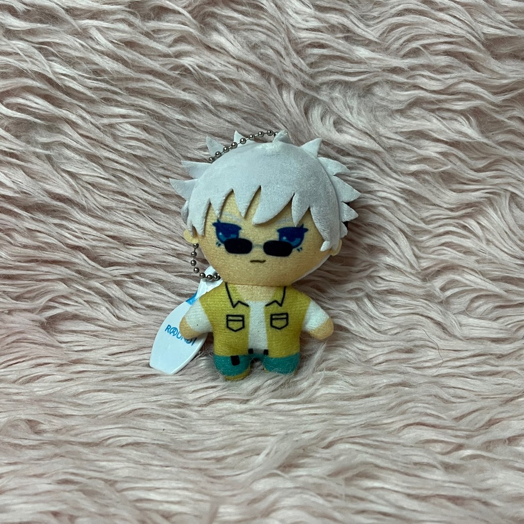 JUJUTSU KAISEN ROUND 1 PLUSH CHARMS GOJO SATORU, Hobbies & Toys, Toys ...