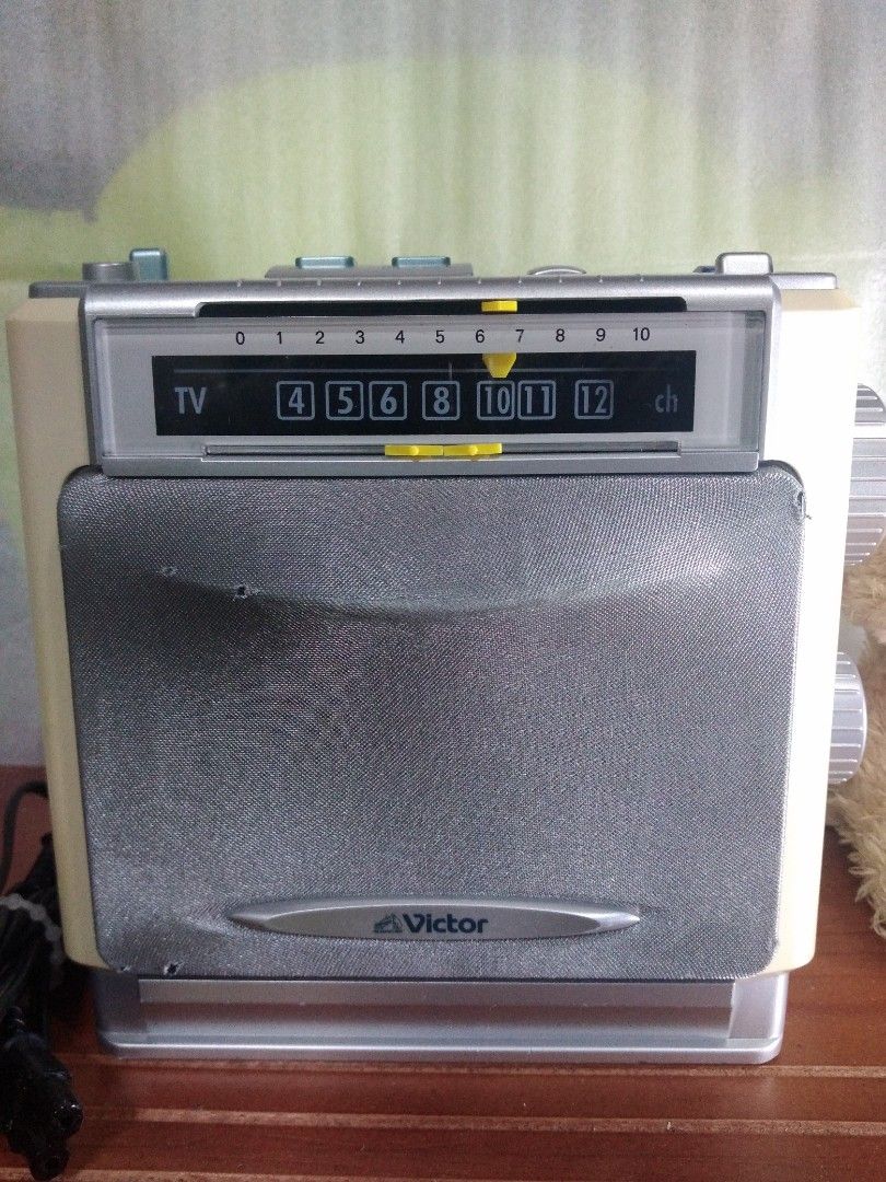 JVC VICTOR 3band Radio Model RA-BF1, Audio, Portable Music Players on ...