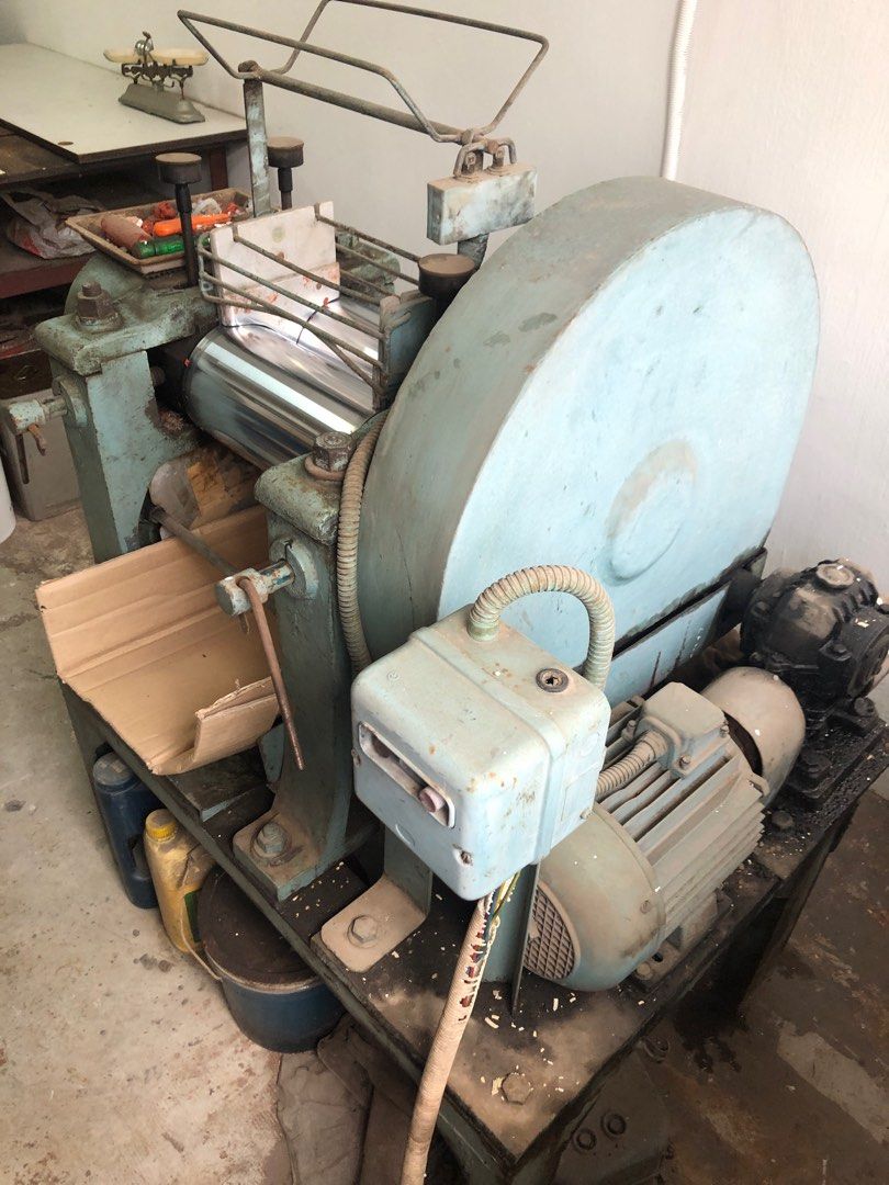 Laboratory Small Format Compounding Machine, Everything Else on Carousell