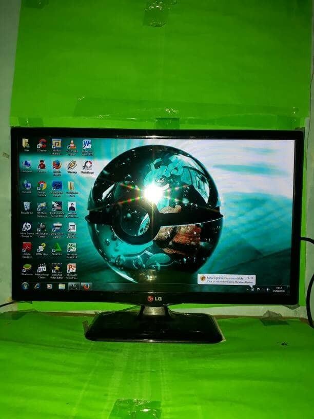 LG 22" LED monitor 22LB450A, Everything Else on Carousell