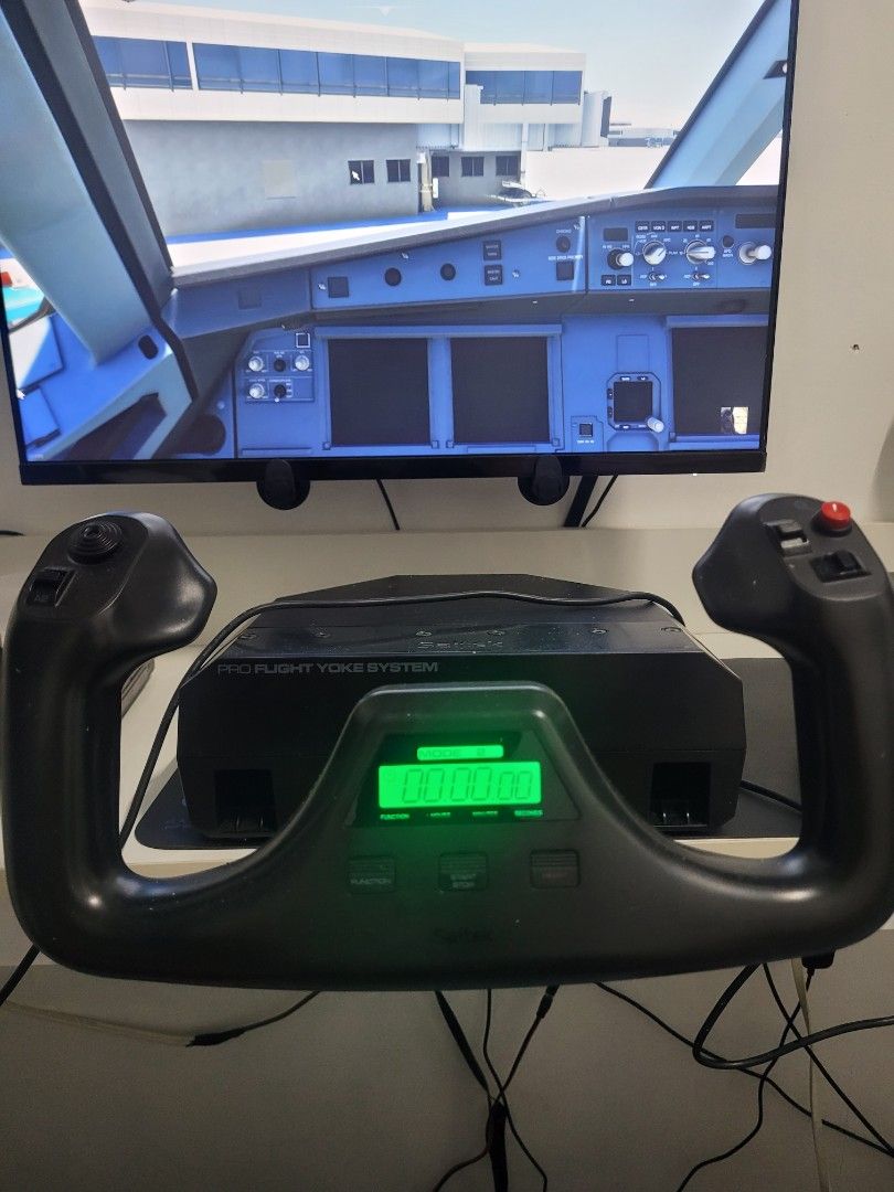 LOGITECH FLIGHT SIMULATOR YOKE AND THROTTLE QUADRANT, Video Gaming ...