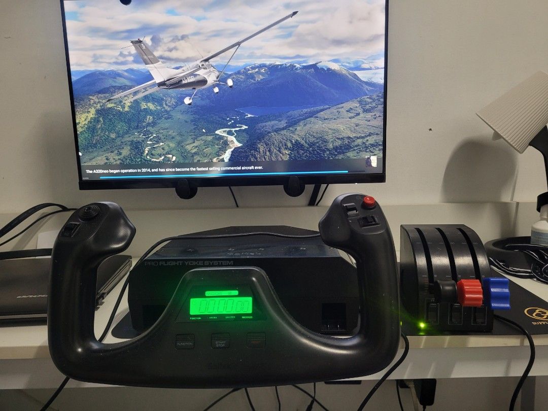 LOGITECH FLIGHT SIMULATOR YOKE AND THROTTLE QUADRANT, Video Gaming ...