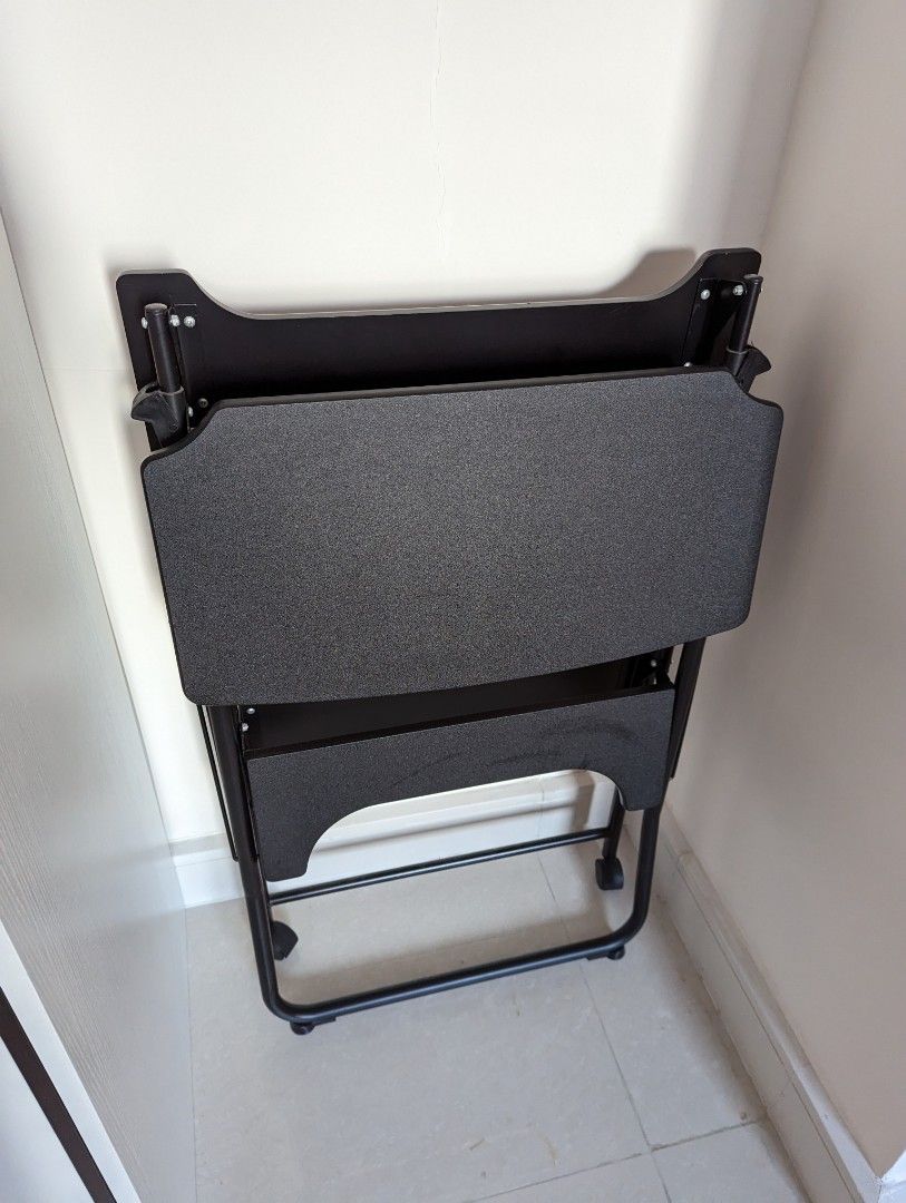 MAKIS 簡易開合電腦檯, 傢俬＆家居, 傢俬, 桌子 - Carousell