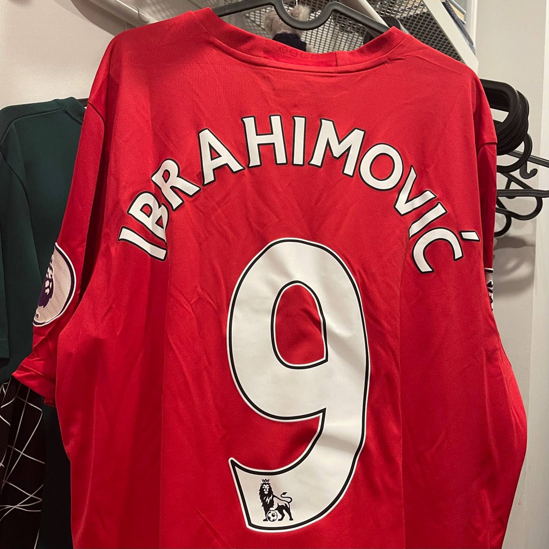 Manchester United Home jersey Zlatan Ibrahimovic, Men's Fashion ...