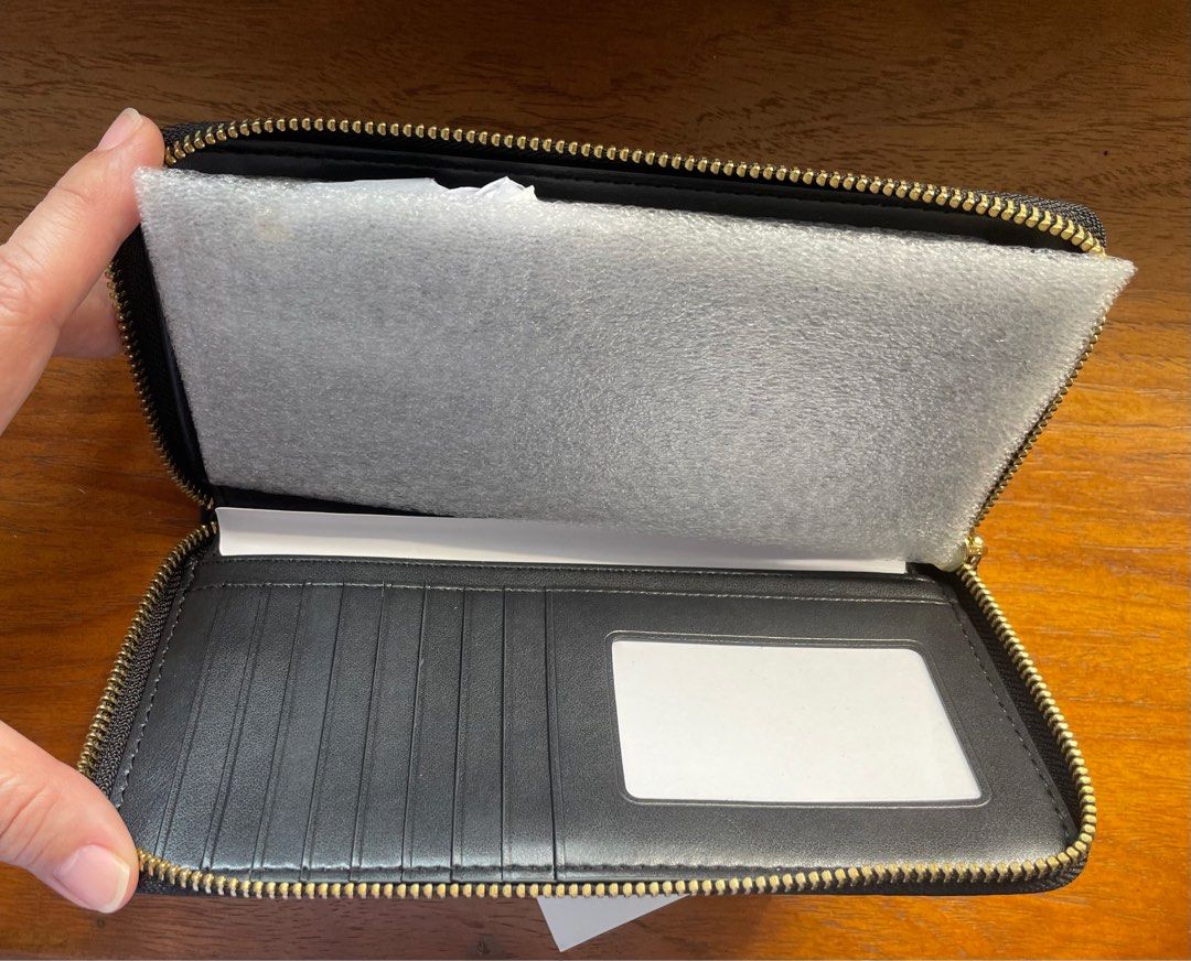 Marc Jacobs Long Zip Around Wallet, Women's Fashion, Bags & Wallets ...