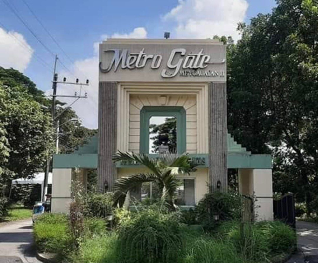 Metrogate complex meycauyan, Property, For Sale, Lot on Carousell