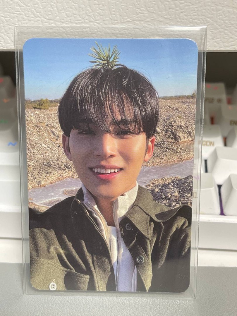 mingyu face the sun path ver, Hobbies & Toys, Memorabilia ...