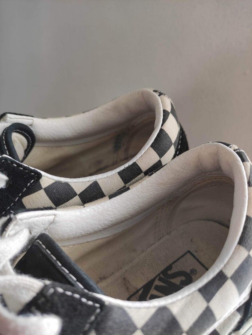 Old Skool (Primary Check) BW, Men's Fashion, Footwear, Sneakers on ...