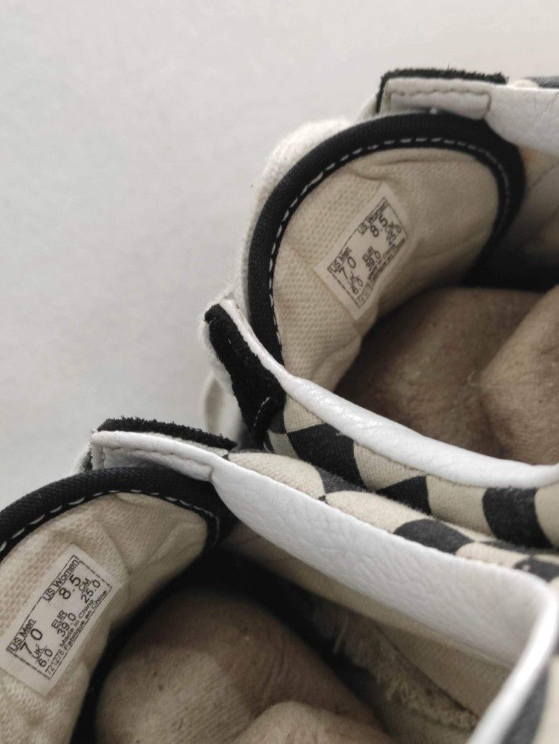 Old Skool (Primary Check) BW, Men's Fashion, Footwear, Sneakers on ...