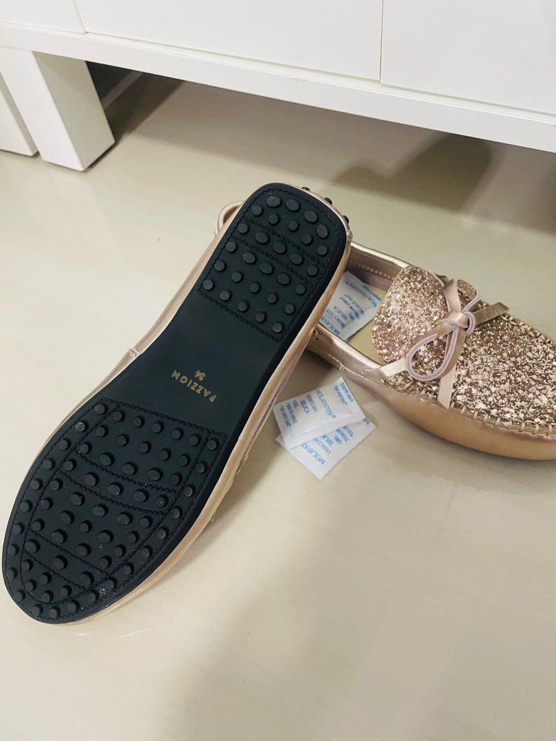 Pazzion Shoes, Women's Fashion, Footwear, Loafers on Carousell