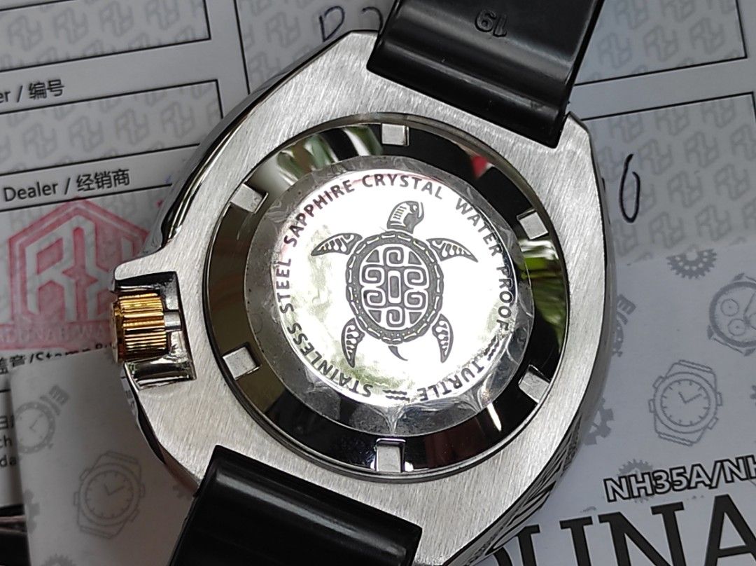 Rdunae R2X captain Willard Seiko 6105 best homage 150m diver, Luxury ...