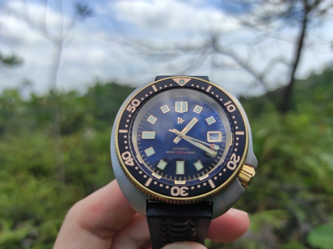 Rdunae R2X captain Willard Seiko 6105 best homage 150m diver, Luxury ...