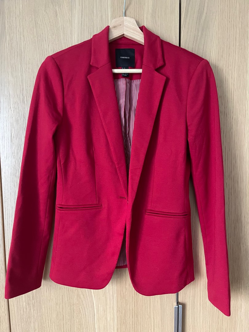 Red Blazer, Women's Fashion, Coats, Jackets and Outerwear on Carousell