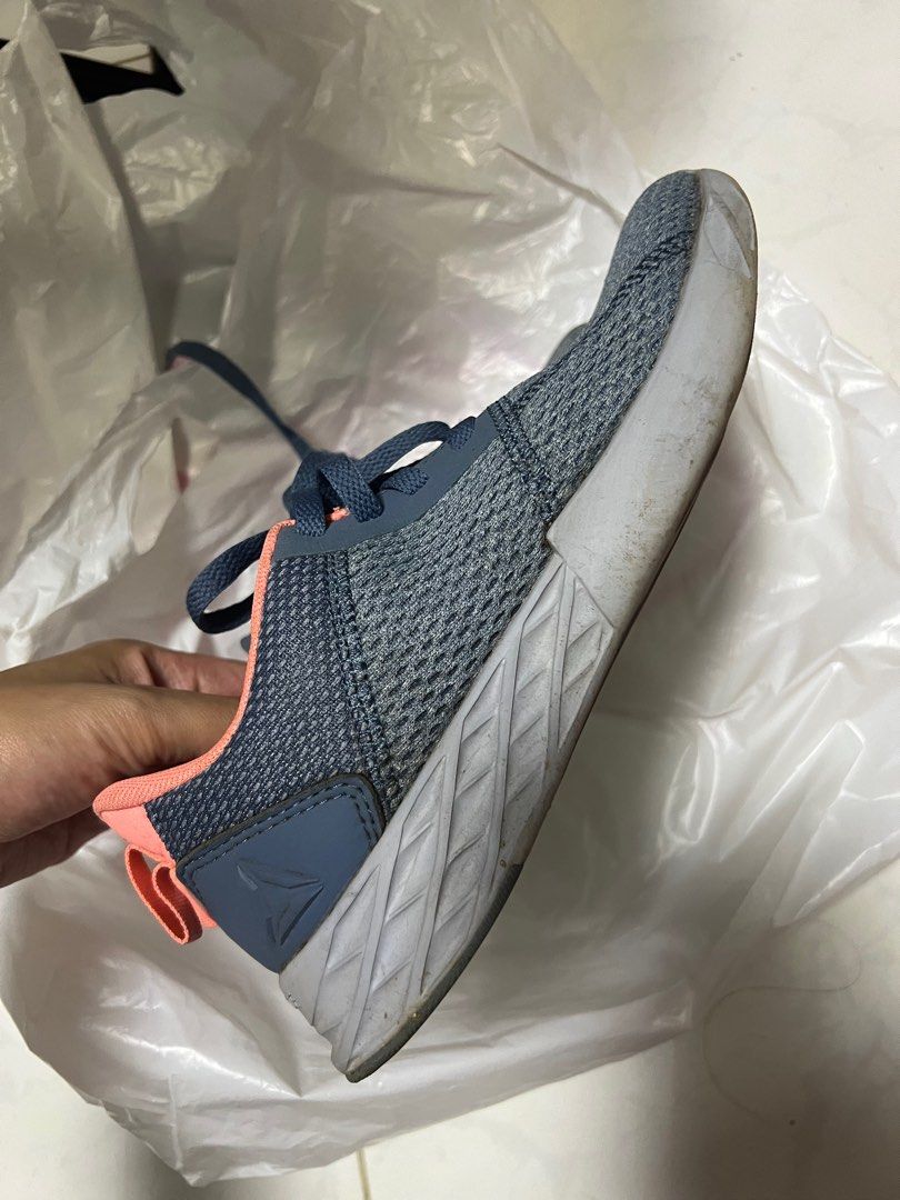 Reebok blue sports shoe, Women's Fashion, Footwear, Sneakers on Carousell