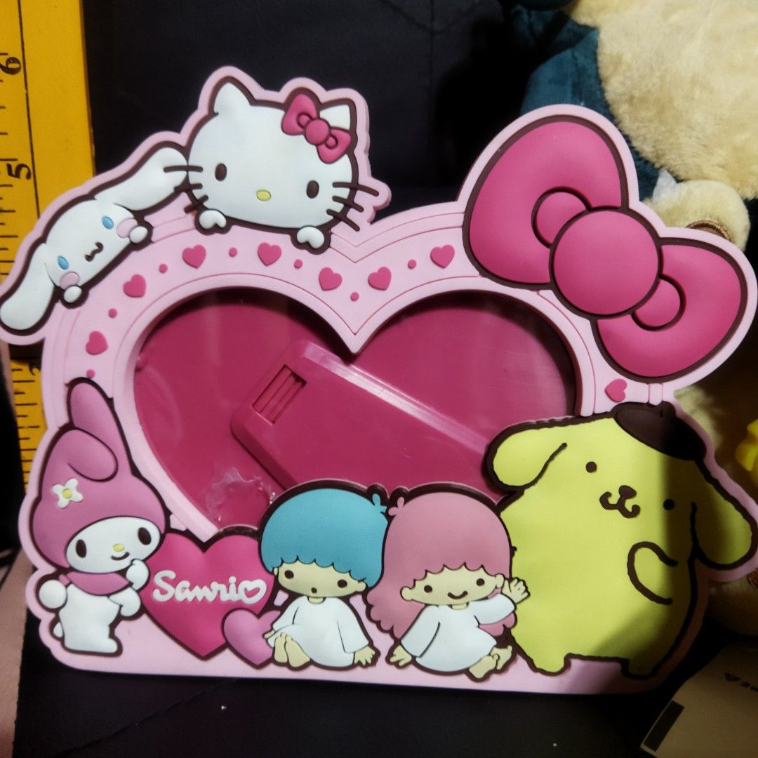 Sanrio picture frame, Announcements on Carousell